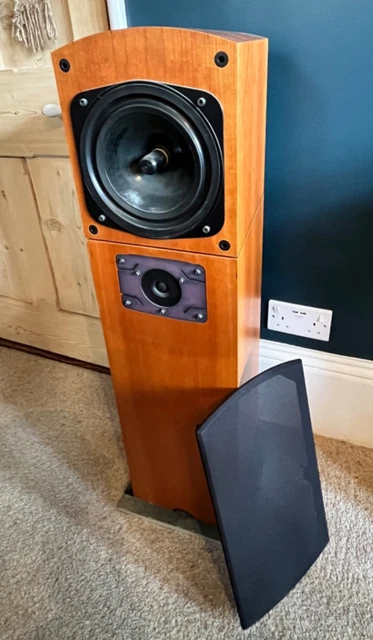 NAIM ALLAE FLOORSTANDING Speaker Pair in Cherry - very nice condition £ ...