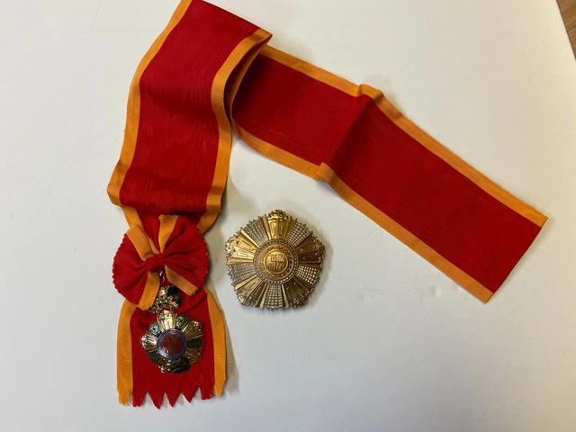 0373 RVN NATIONAL Order of Vietnam Sash 1st First Class Grand Cross Set ...