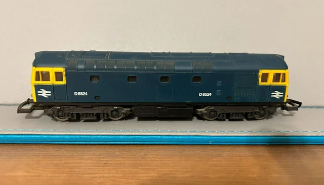 LIMA H0 SCALE /00 Gauge BR Class 33 Diesel Loco no D6524 in B R Blue ...