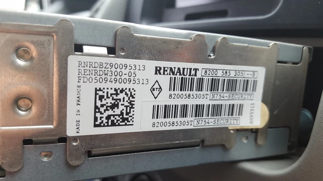 RENAULT RADIO UNLOCK Code Clio Kangoo Laguna Scenic Traffic £1.50 ...