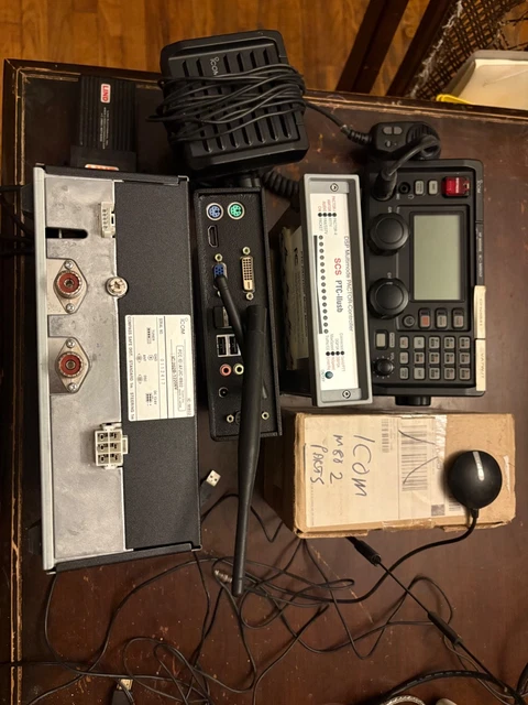 ICOM IC-M802 SSB Marine Radio Pactor Modem Eagle GPS Mic speaker cables ...