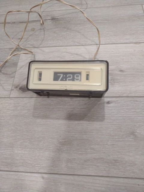 VINTAGE GE FLIP Number Alarm Clock, Model 8127 3a, Working , Great ...