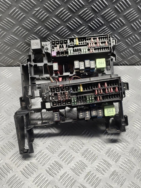 VW CRAFTER.MAN TGE Fuse Relay Box 2.0 Diesel Mk2 X1 7C0035205 2018-On £ ...