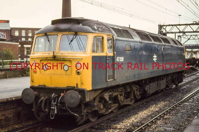 UK RAILWAY PHOTOGRAPH Of Class 47 47228. Rm47-461 £1.70 - PicClick UK