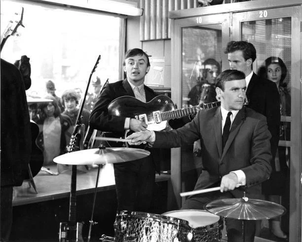 GERRY AND THE Pacemakers Old Photo Music Band Singer Performer 3 $9.00 ...