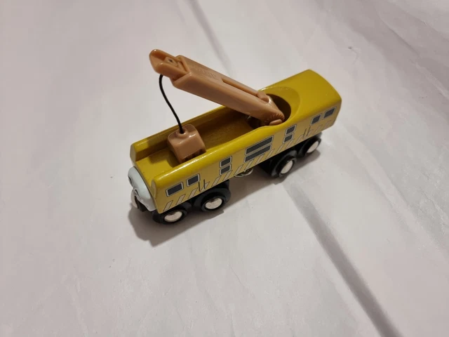 THOMAS THE TANK Engine & Friends WOODEN DIESEL 10 TRAIN WOOD BRIO ...