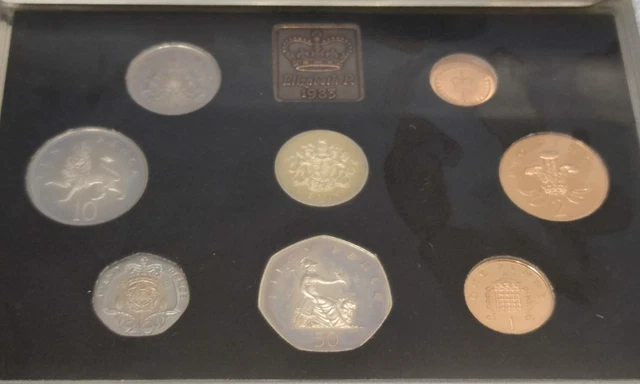 1983 UK PROOF Coin Collection 8 Coin Set Royal Mint Boxed First £1 Coin ...