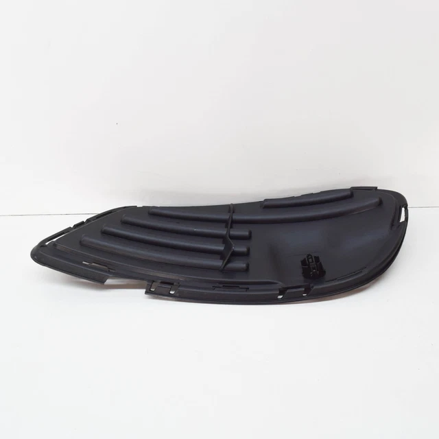 MERCEDES-BENZ C-CLASS W205 Front Bumper Left Grille A2058854023 2016 ...
