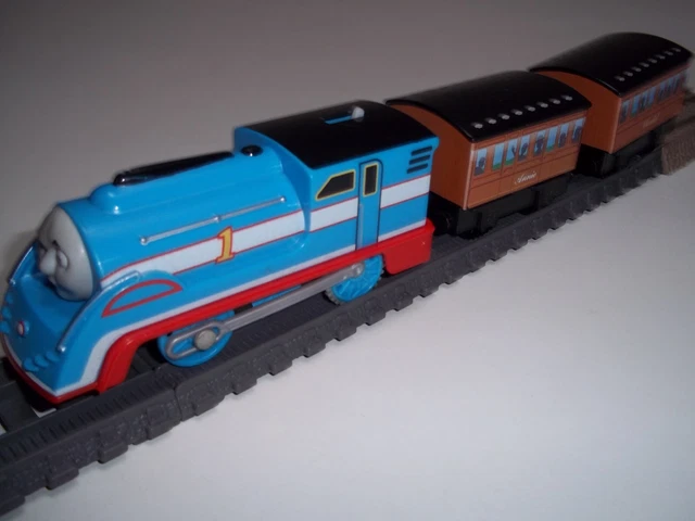 FISHER PRICE TRACKMASTER Revolution Motorized Streamline Thomas £25.00 ...
