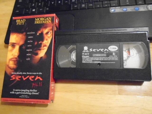RARE OOP WIDESCREEN Seven VHS film 1995 BRAD PITT Morgan Freeman ...