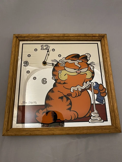 VINTAGE 1978 GARFIELD Brushing Teeth Toothpaste Rare Mirror Wall Clock ...