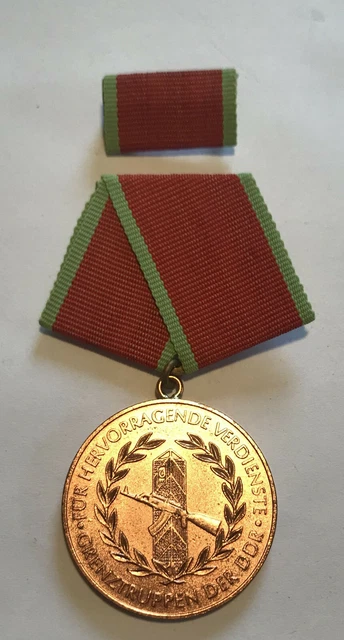 DDR: MEDAILLE FÜR hervorragende Verdienste GRENZTRUPPEN der DDR in ...