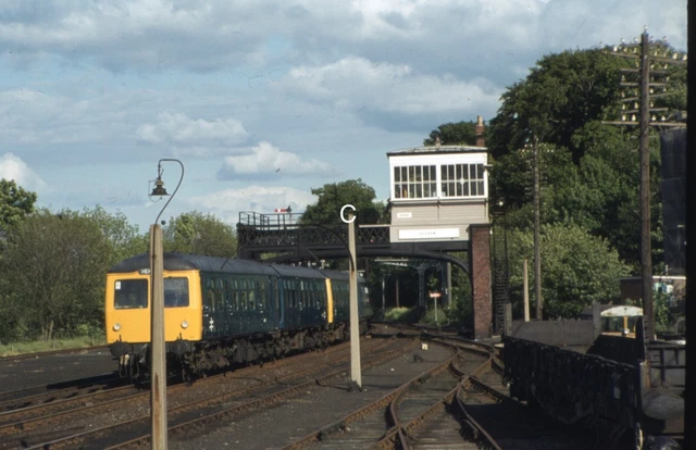 35MM SLIDE BRITISH Railway Br Diesel Class Dmu - 105 At Hexham 06/07 ...