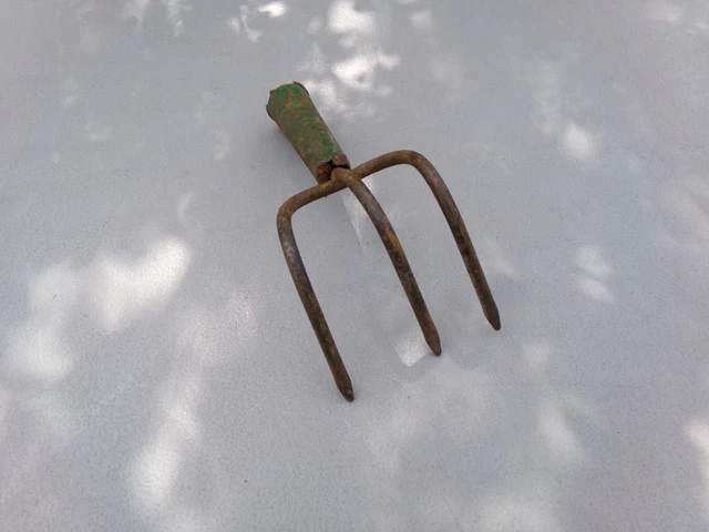 3 TINE HAND Cultivator Rake Claw Vintage Garden Tool Head $9.95 - PicClick