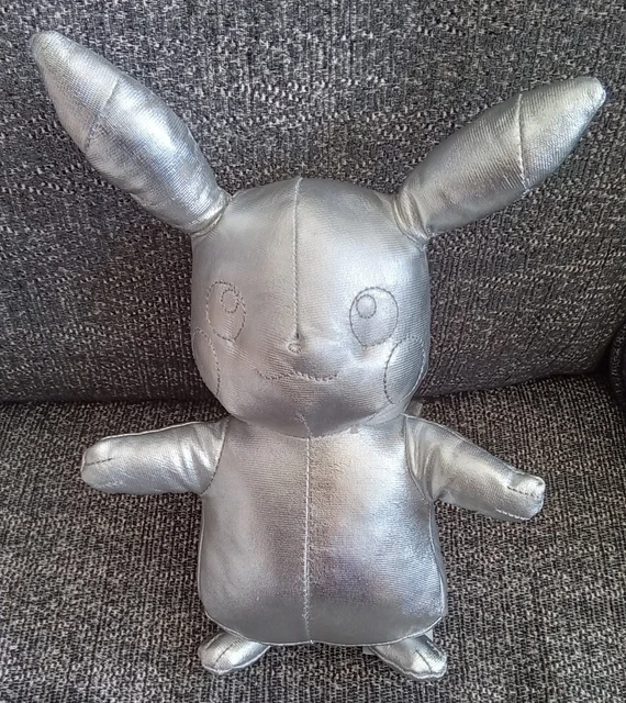 POKÉMON SILVER PIKACHU 25th Anniversary Toy £10.80 - PicClick UK