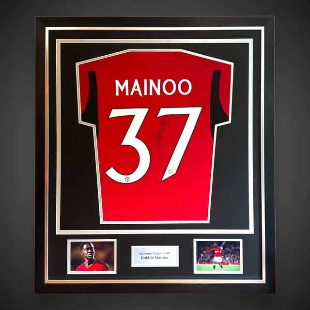 KOBBIE MAINOO HAND Signed & Deluxe Framed Manchester United Football ...