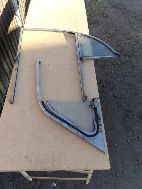 MORRIS MINOR DOOR Chrome & Glass. 1950 - 1956. Split screen £28.00 ...