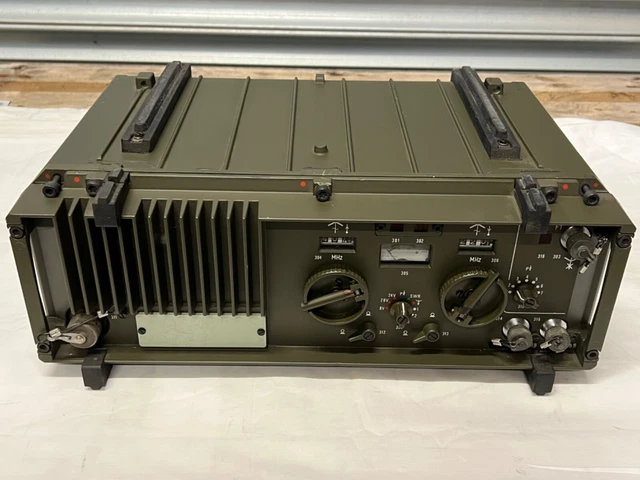 ARMY MILITARY PTARMIGAN Triffid Radio Frequency RF Head, Band I [GR383B ...