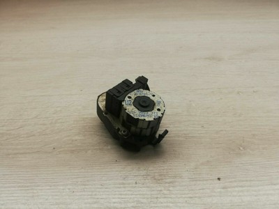 M64 OEM - BMW 5-Series e39 Servomoteur Radiateur Milieu 8363795.9 ...
