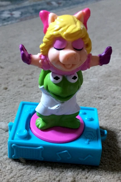 MUPPET BABIES KERMIT Miss Piggy Happy Birthday Train toy McDonalds 1994 ...