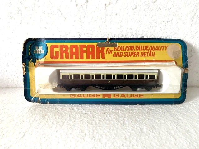 GRAFAR N GAUGE Blue Riband GWR 1st/3rd Class Coach . Ref QQ8 £12.92 ...