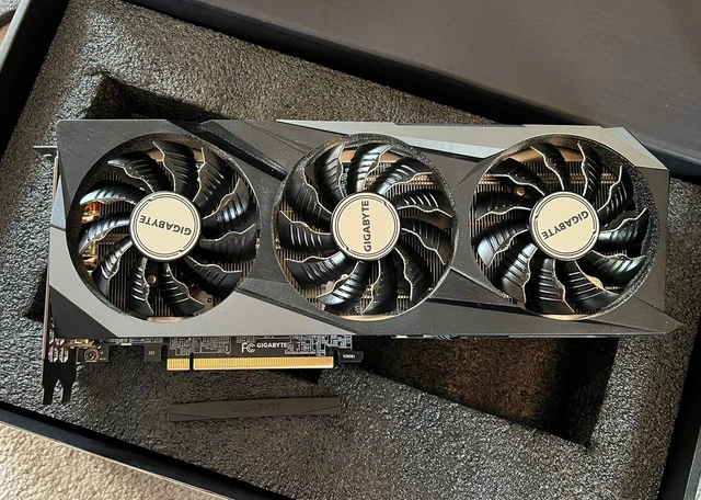 GIGABYTE GEFORCE RTX 3070 Gaming OC 8GB GDDR6 graphics card £267.95 ...
