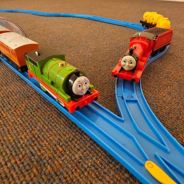 TOMY TRACKMASTER THOMAS the Tank Engine set - 3 working trains, track ...