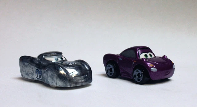 DISNEY PIXAR CARS On The Road 2023 Mini Racer Datz Jammin Holley In Box ...