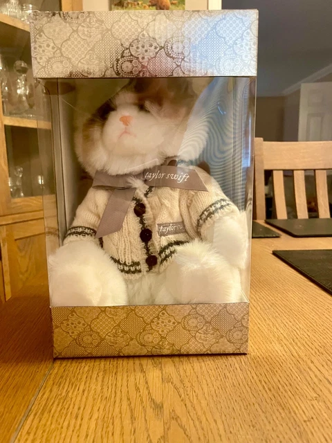 TAYLOR SWIFT FOLKLORE Cardi Cat Plush - brand new boxed - **SOLD OUT ...