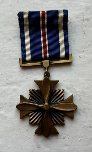 WW2 WWII US Army Air Force DFC Distinguished Flying Cross Medal USAAF ...
