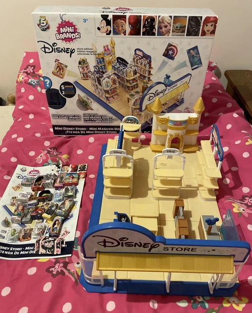 ZURU DISNEY MINI Brands Store Edition Shop Playset & 20 Mini Brands £60 ...