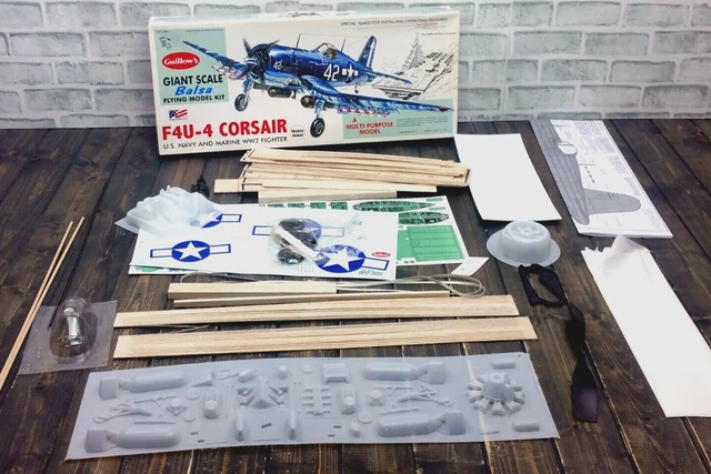 GUILLOWS GIANT SCALE Balsa Flying Model Kit # 1004 F4U-4 Corsair WW2 ...