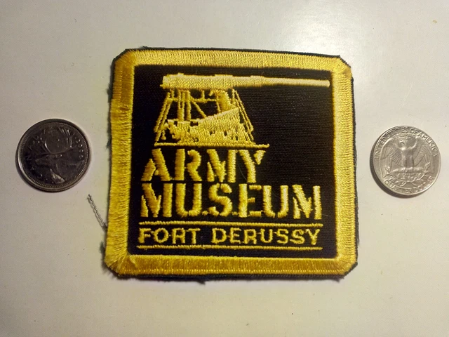 VINTAGE FORT DERUSSY Army Museum Hawaii Patch Badge Crest $9.80 ...