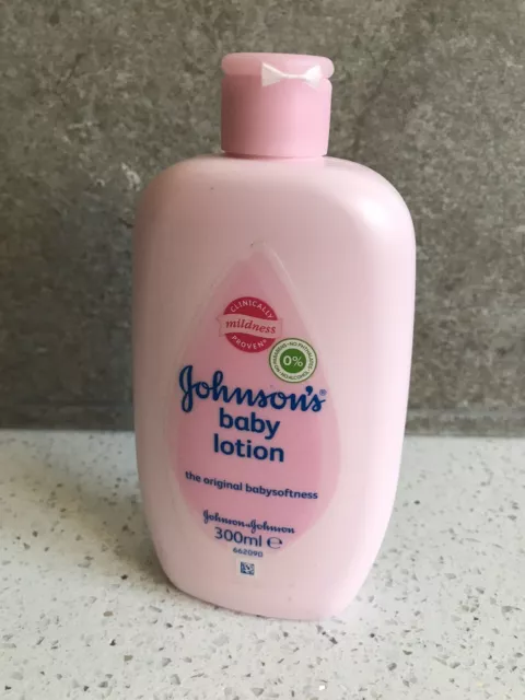 RARE ~ JOHNSONS ORIGINAL PINK BABY LOTION 2 x 300ml FULL - Discontinued ...