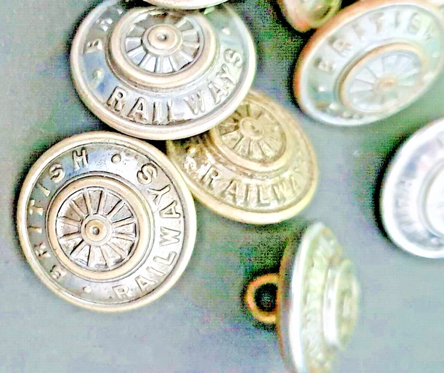 BRITISH RAIL BUTTONS BR GAUNT X 7 VINTAGE old style FAST POST £15.00 ...