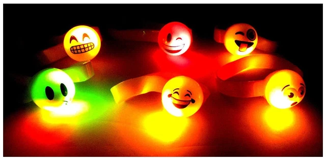 LED LICHT BLINKENDES Emoji Emoticon Smiley Gesicht Gummi Armband Rave ...