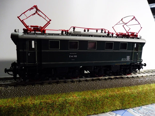 LILIPUT H0 E-LOK E44 103 DCC-Schnittstelle 21pol EUR 64,66 - PicClick DE