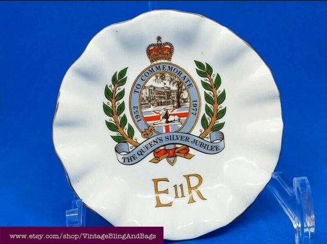 VINTAGE 1977 QUEEN Elizabeth ii Silver Jubilee Trinket Dish, royal ...