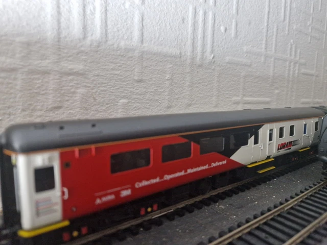 HORNBY R40143/R40144 LORAM MK2F Coaches Set OO Scale £28.77 - PicClick UK