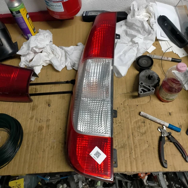 FEU ARRIÈRE POUR MERCEDES-BENZ VITO KOMBI (W639) 3.0 CDI Mnv 4p ...