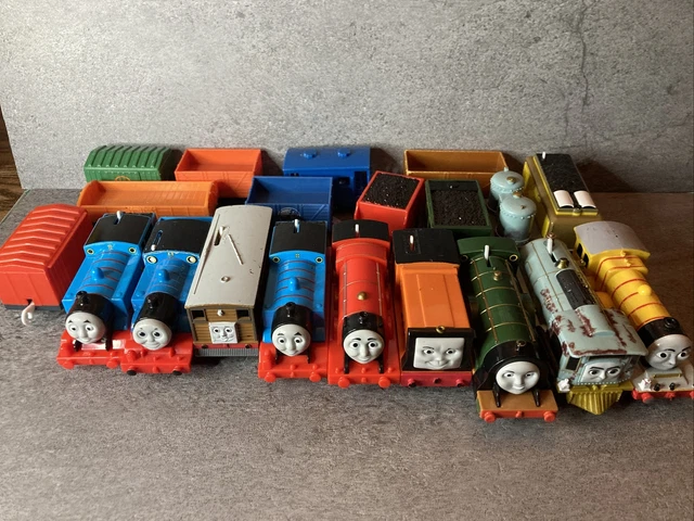 THOMAS THE TANK Engine Trackmaster’s 9 Engine Lot 20 Pieces Total. All ...