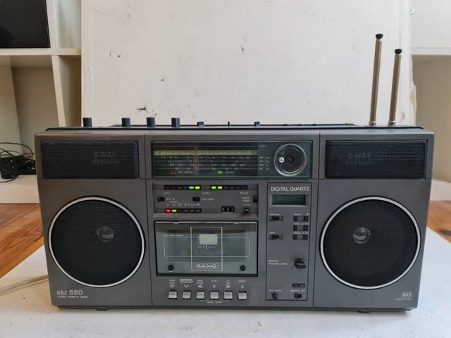 RFT SKR 550 DDR Radio Boombox Ghettoblaster Ostalgie: Teildefekt? Nur ...