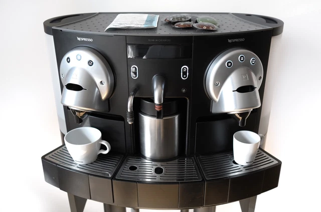 PROFESSIONAL NESPRESSO GEMINI CS 220 cs220 Pro capsule espresso coffee ...