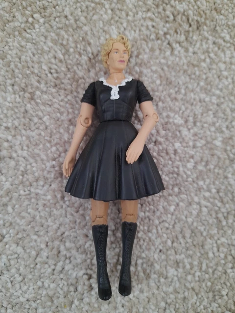 DOCTOR WHO DR Who Astrid Peth Titanic Waitress Kylie Minogue 5" Action ...