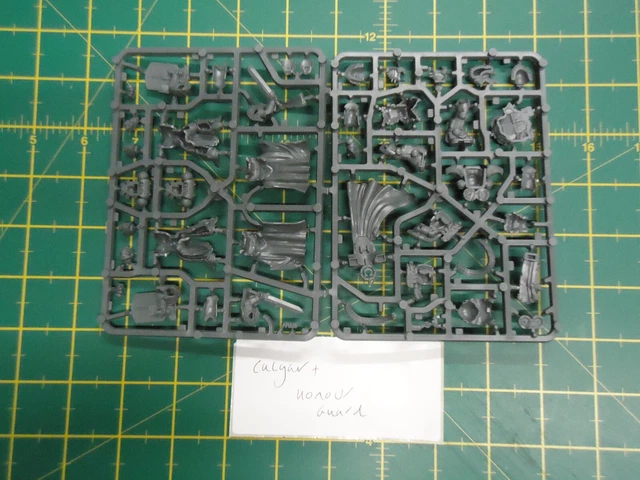 WARHAMMER 40K MARNEUS Calgar with Victrix Honour Guard unused on sprue ...