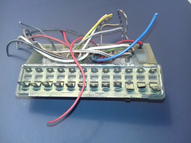 VW CLASSIC BEETLE 1968-on 12-way Fusebox Box Fuse Board #111937505L ...