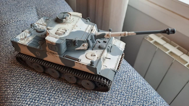 DRAGON ARMOR 1/35 61028 Tiger I Initial Production, s.Pz.Abt.502 ...