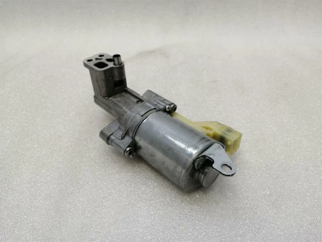 MERCEDES A CLASS W177 A35 AMG Gearbox Oil Pump A2463700700 Ölpumpe ...