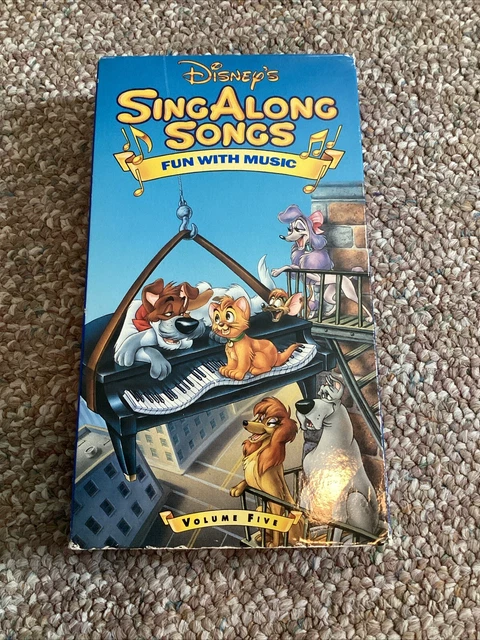 DISNEY'S SING ALONG Songs: Oliver & Company: Fun With Music VHS 1989 Vol 5 EUR 6,61 - PicClick FR