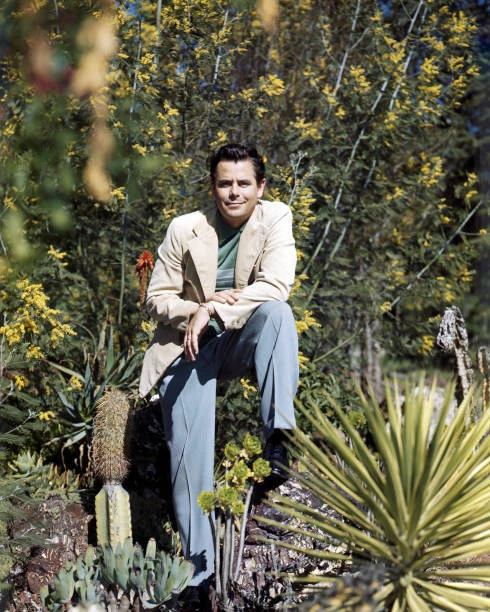 CANADIAN-BORN AMERICAN ACTOR Glenn Ford circa 1950 Old photo 1 $9.00 ...